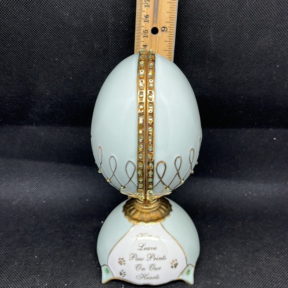 Accents | Ardleigh Elliot Perfect Pals Music Box Egg Kitten | Poshmark